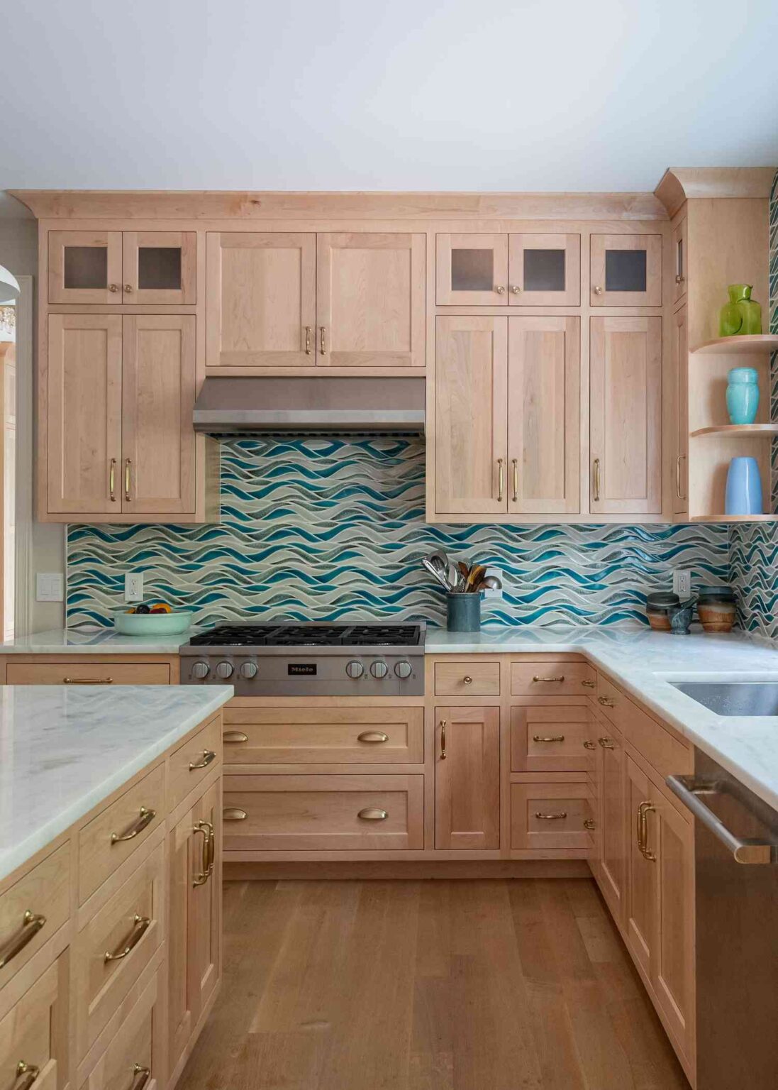 15 Gorgeous Modern Kitchen Backsplash Ideas to Transform Your Space in ...